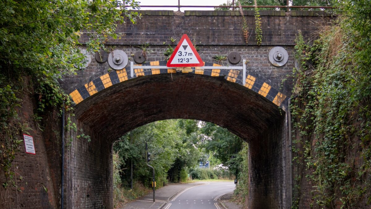 Lorry sizes and UK regulations explained